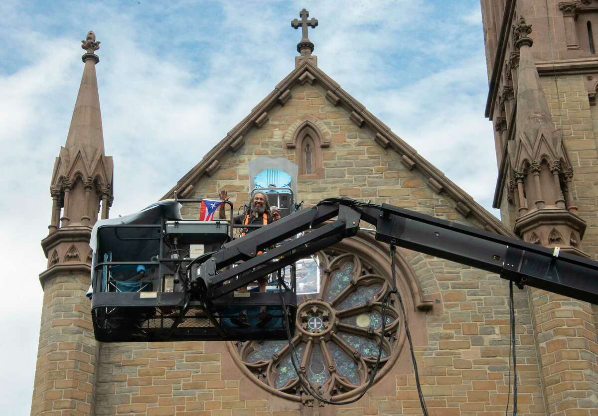 Easter Sunday in 'Gilded Age' relies on landmark area churches