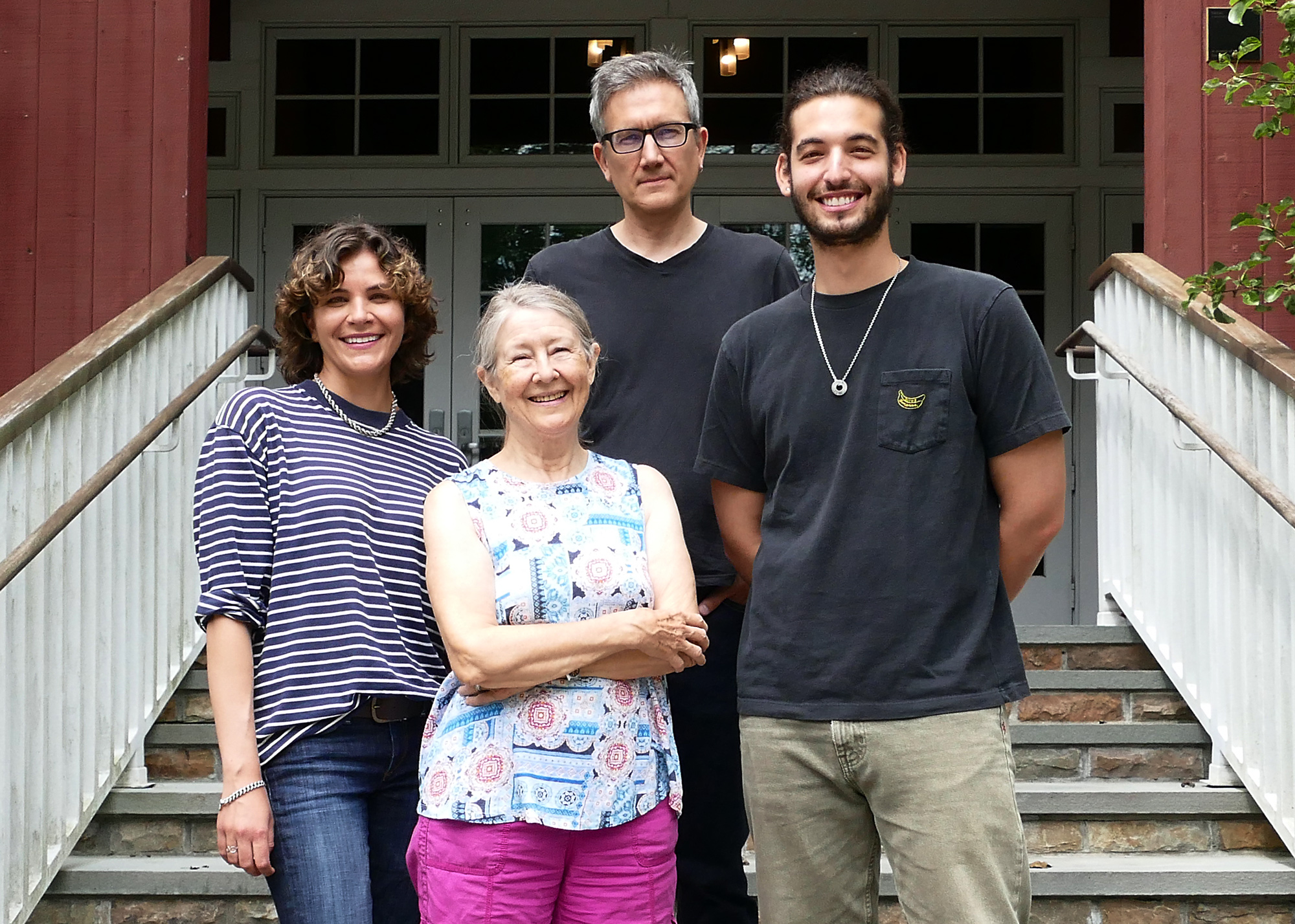 CT Broadway actors star in Westport Country Playhouse's ‘4000 Miles’