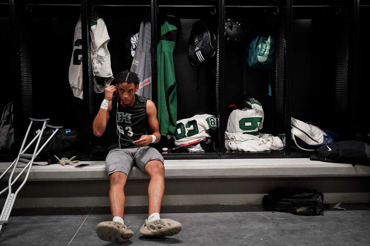 Humble holds first scrimmage at renovated Charles Street Stadium