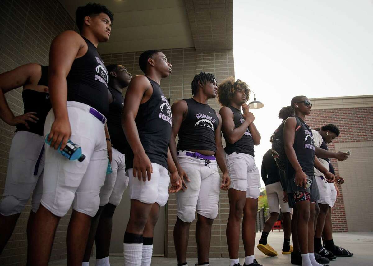 Humble holds first scrimmage at renovated Charles Street Stadium