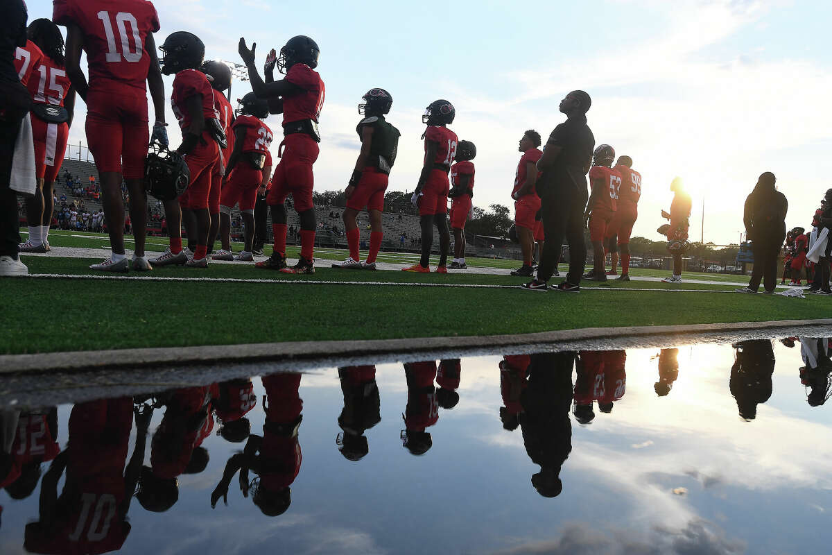 Meet the football team: Port Arthur Memorial Titans