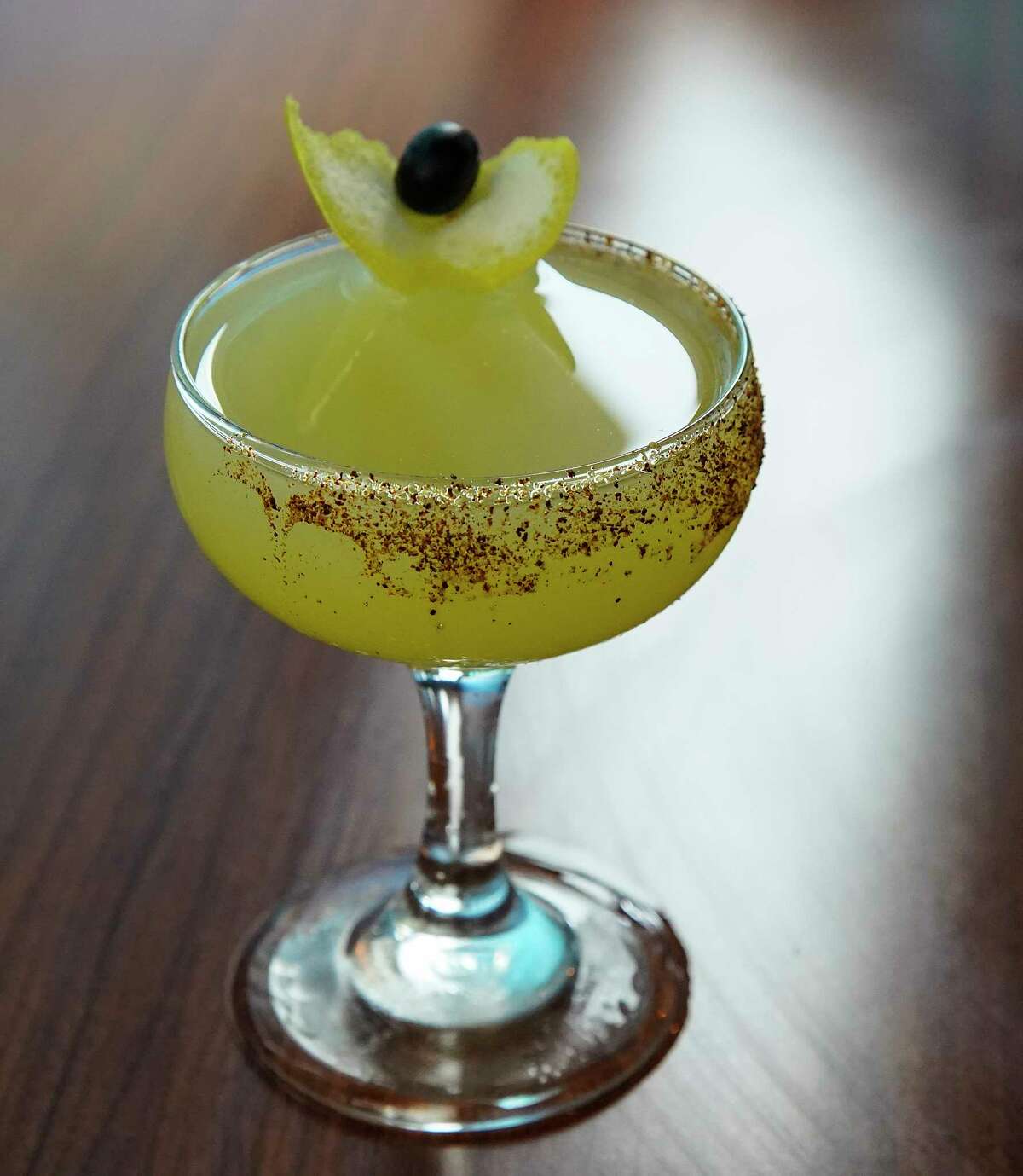 Low Tide reboots in Spring Branch with seafood and southern menu