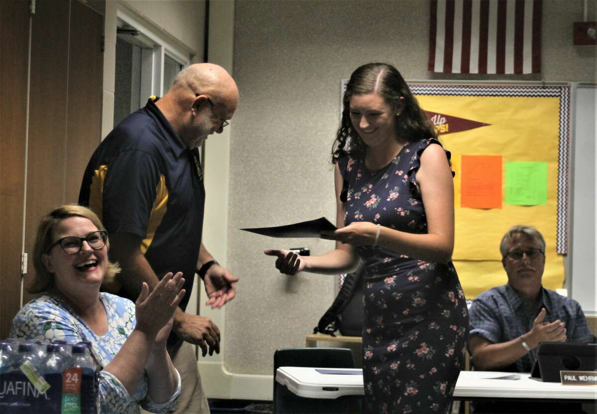 Which Manistee teachers received tenure