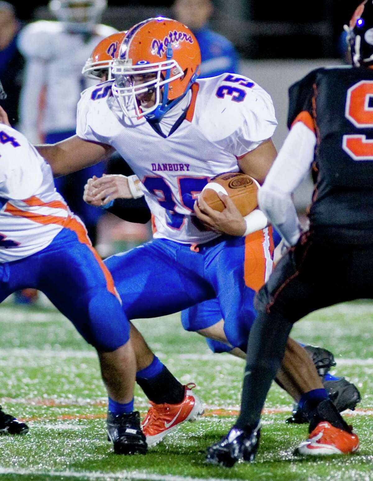 Giants linebacker Austin Calitro, of Danbury, piecing together NFL ...