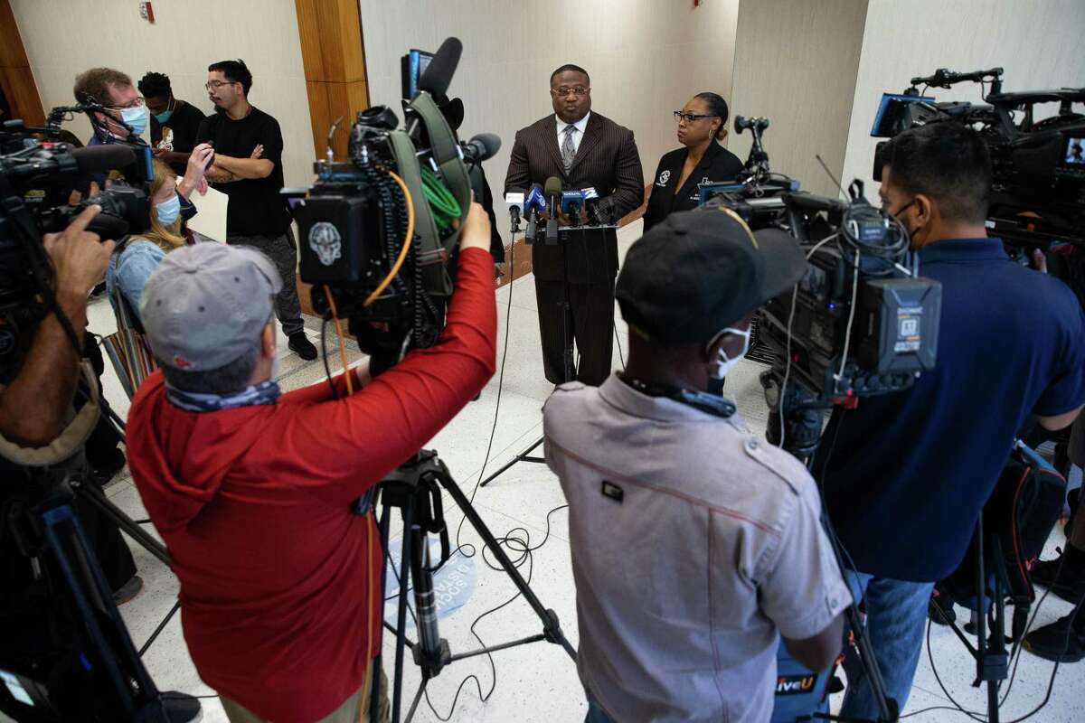 Quanell X owes $345K for advocacy he didn't perform, investigation shows