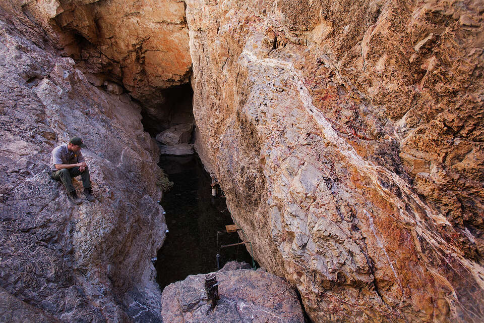 'It's like infinity': The skeletons at the bottom of Devils Hole