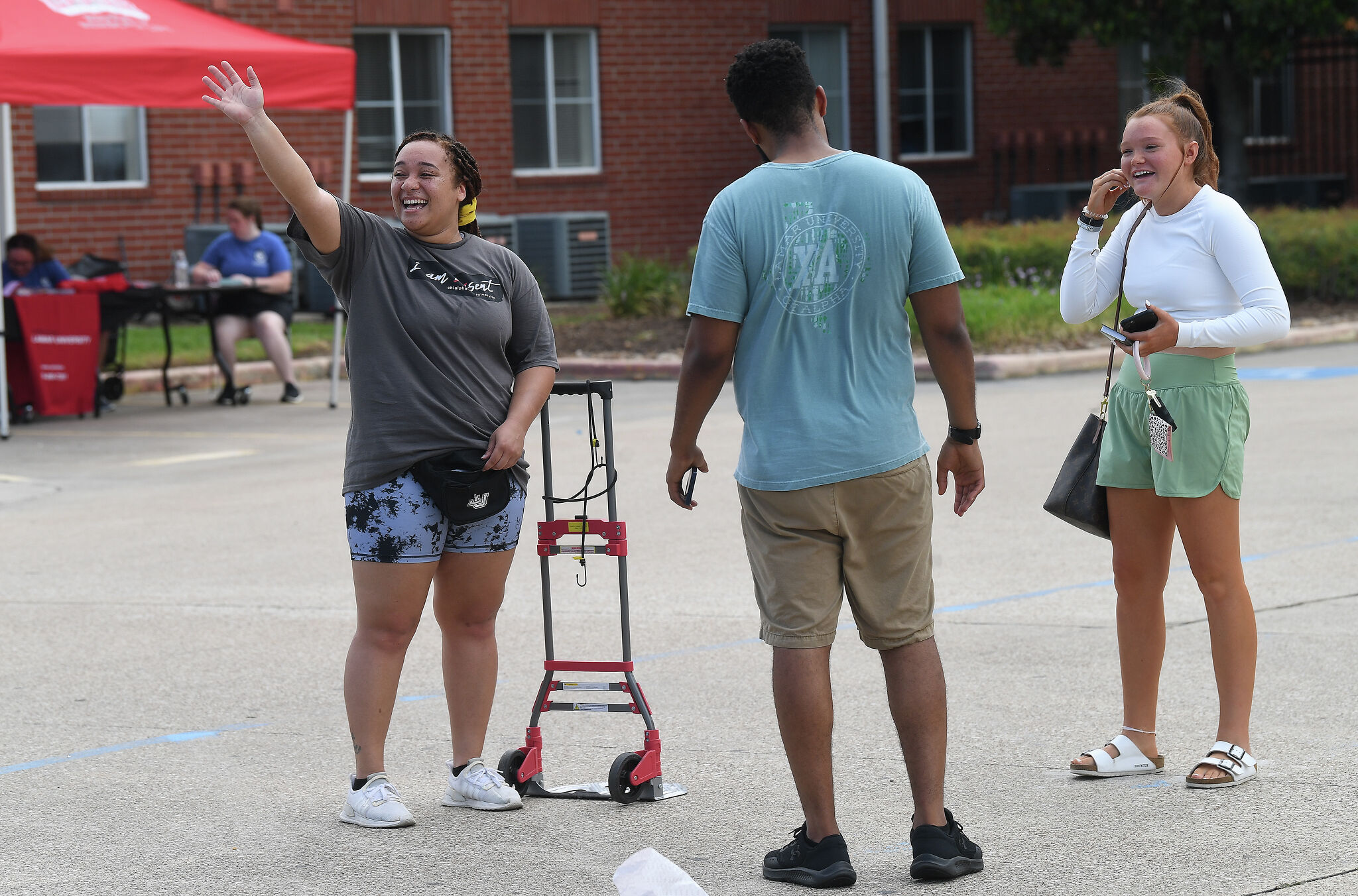 Lamar's dorms come back to life as students move in