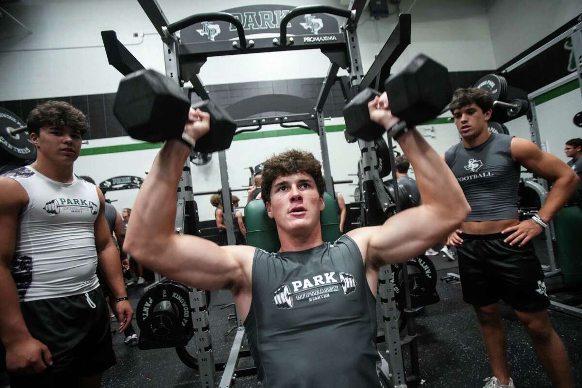 High school football: Kingwood Park team looks to end playoff drought