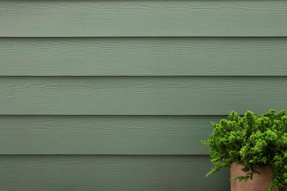 Hgtv Stars Chip And Joanna Gaines Are Launching Siding Collection