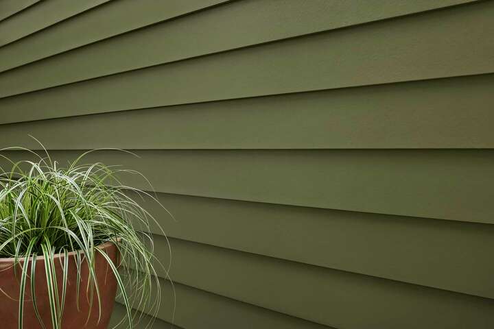 Hgtv Stars Chip And Joanna Gaines Are Launching Siding Collection
