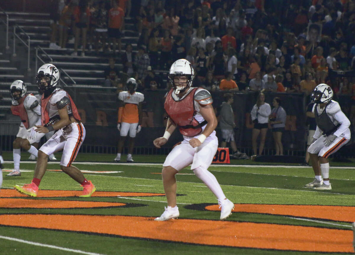 Edwardsville Tigers defense aims to be among the best in Illinois