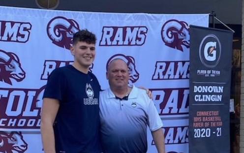 Inside the bond UConn’s Donovan Clingan shares with his father
