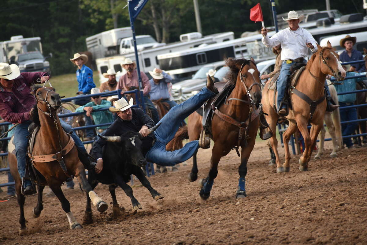 Stanwood native wins Rodeo on the Pond bull riding event in Morley