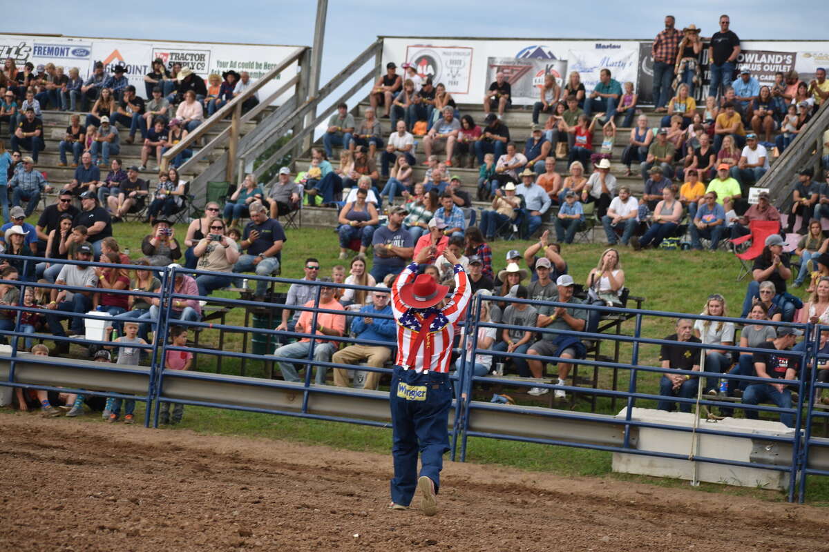 Stanwood native wins Rodeo on the Pond bull riding event in Morley