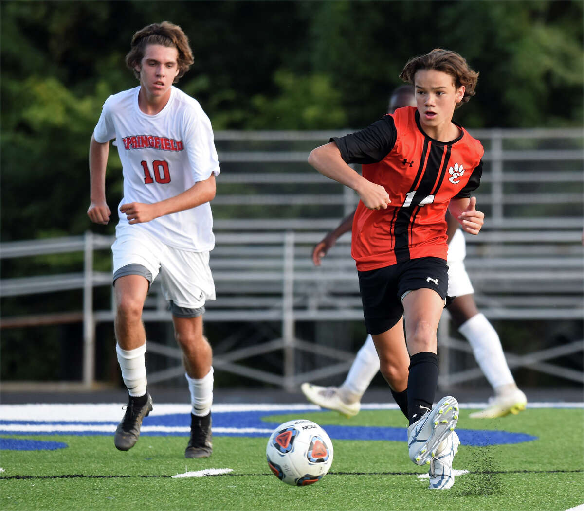 Axton Anom, George Gkikas score in Edwardsville's 2-0 win over Springfield
