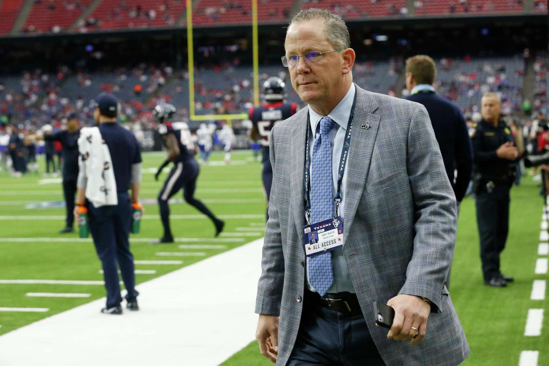 Texans' Jamey Rootes dies at 56: How friends, players reacted