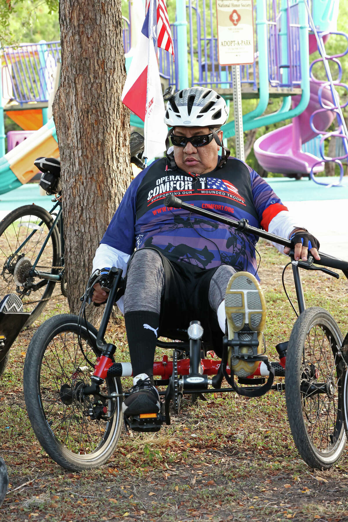 San Antonio disabled veterans roll with adaptive cycling program