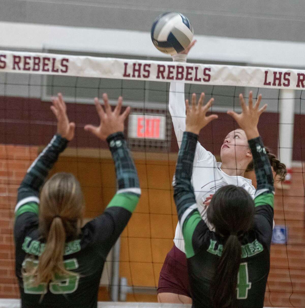 HS VOLLEYBALL: Calzada leads Legacy past Monahans