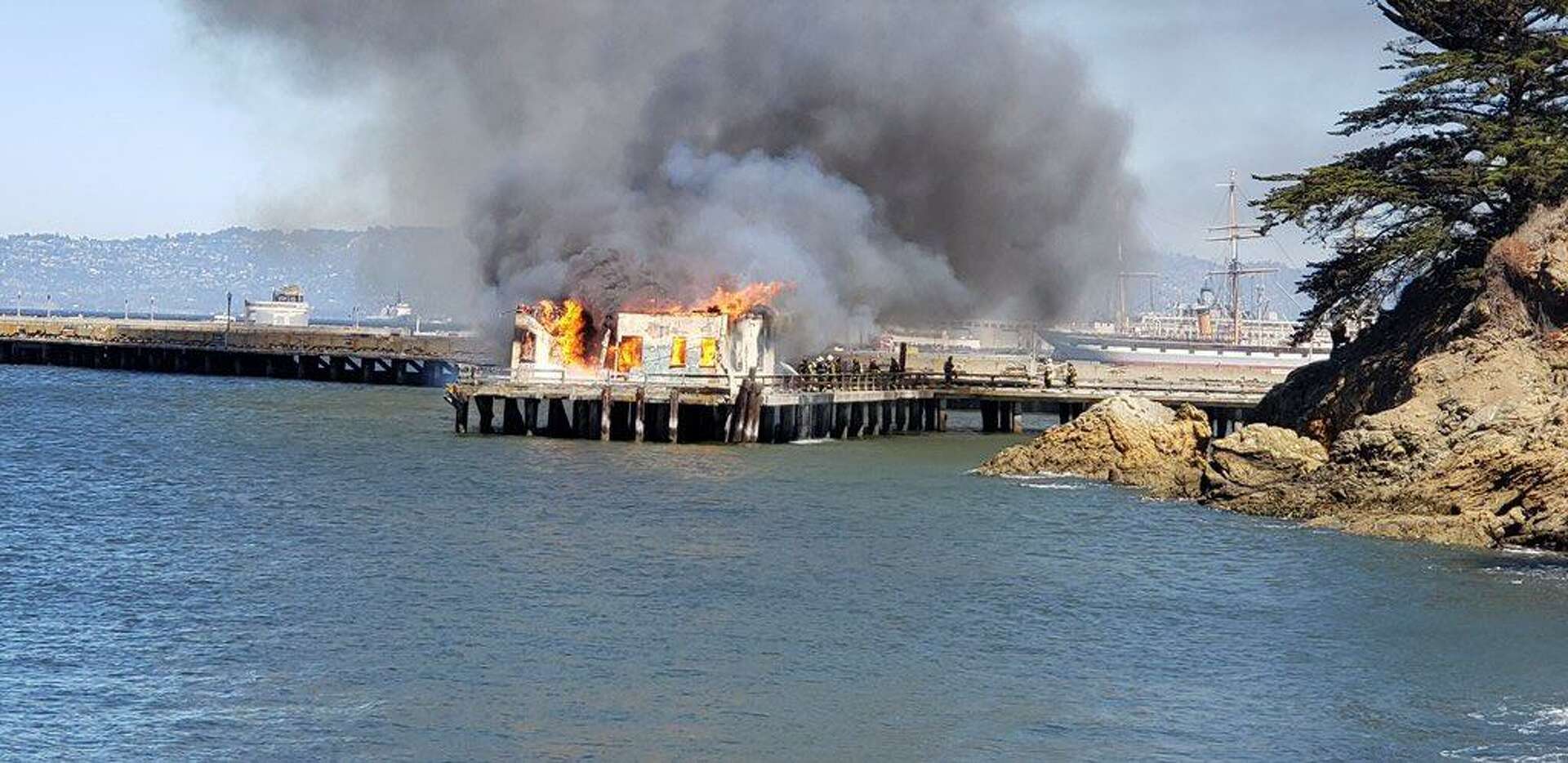 Historic building destroyed in S.F. pier fire