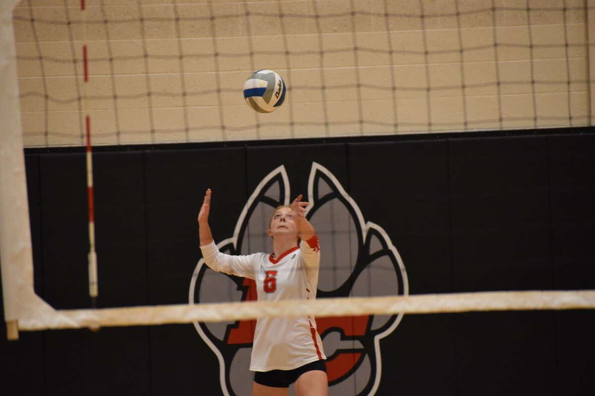 Reed City volleyball has strong night with 3-0 win over Central Montcalm