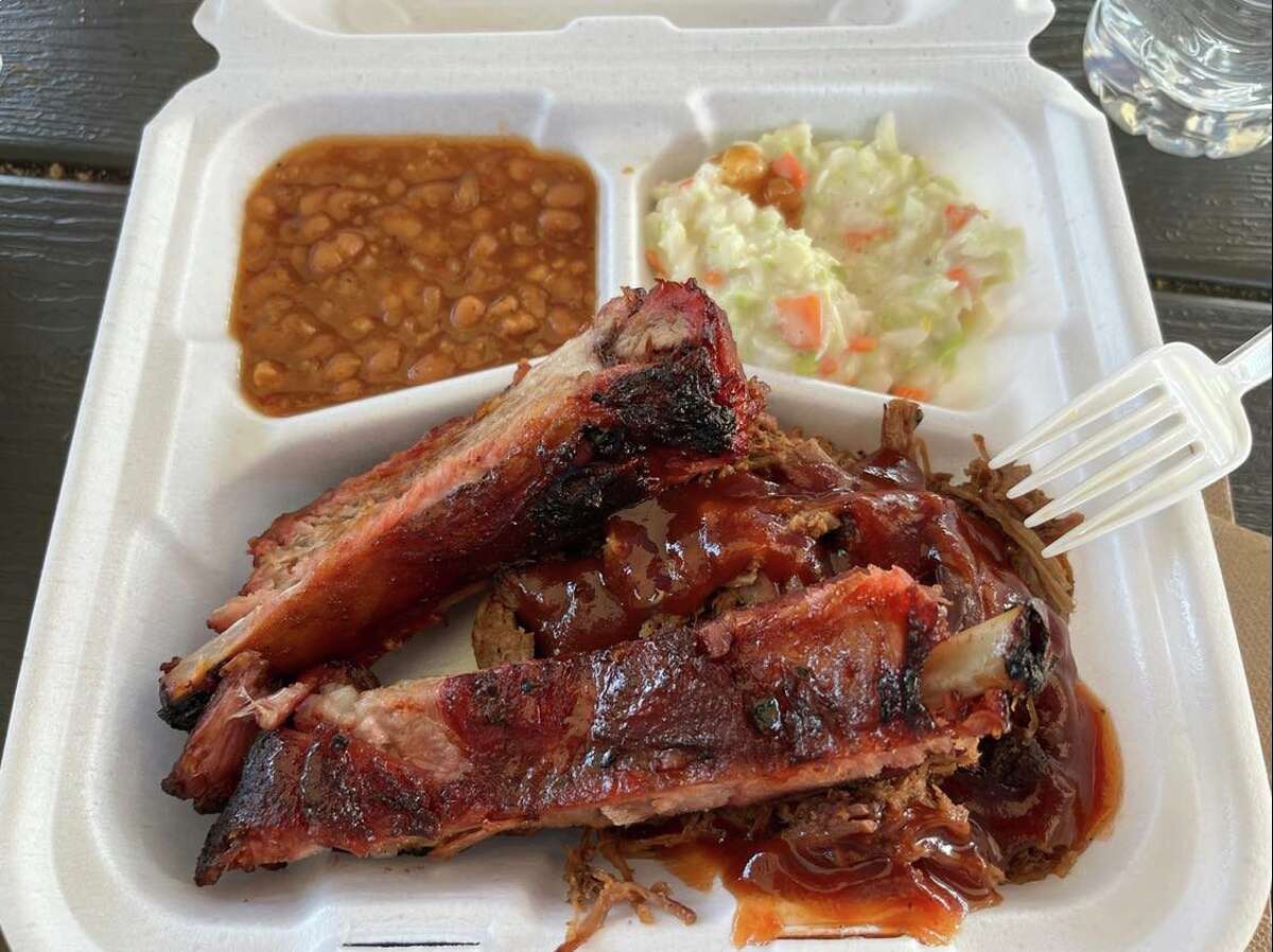 Smokin Charlie's Famous BBQ sets up at Midland County Fair