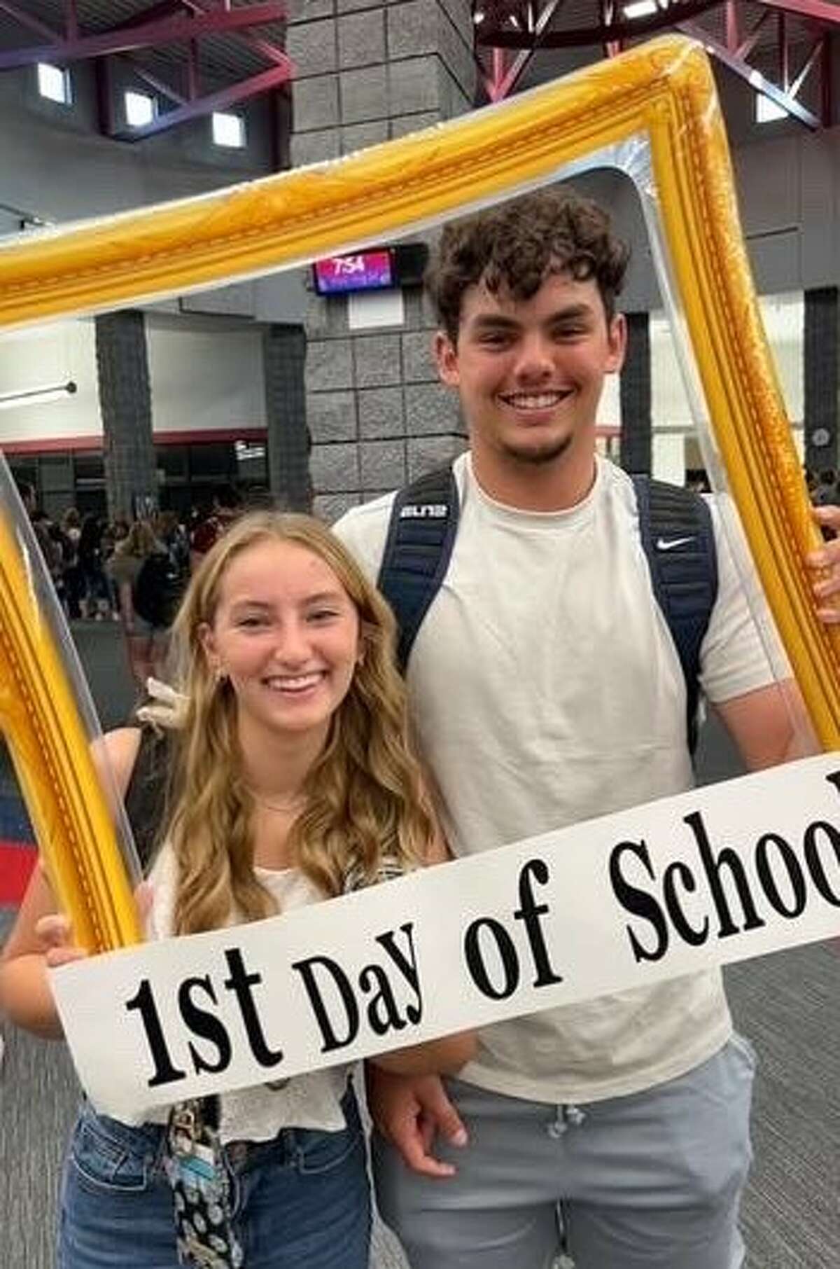 See student, staff smiles during first day at Big Rapids Schools