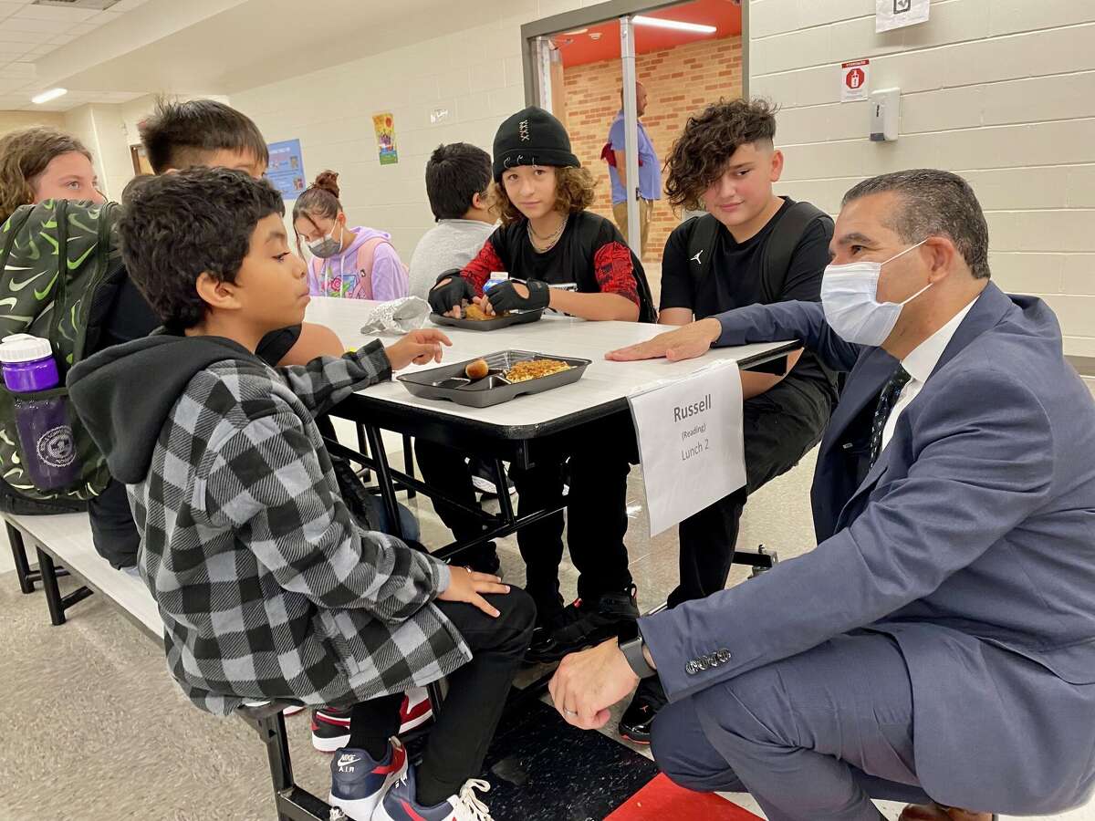 New SAISD superintendent Jaime Aquino ready to serve