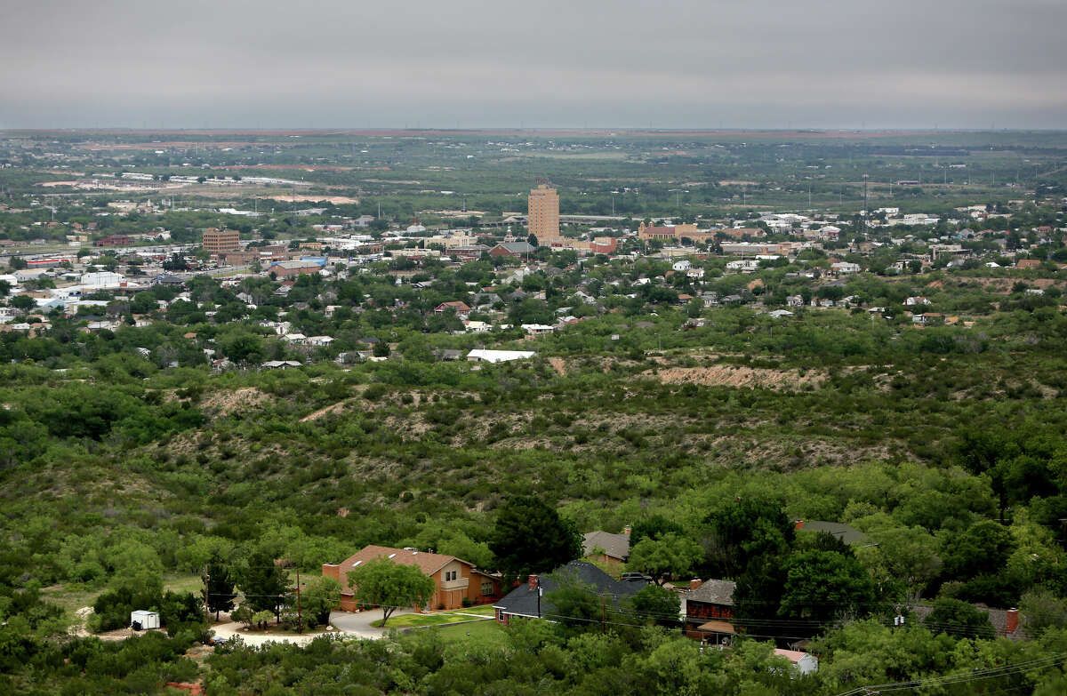 Small Bites ... Friday night eateries: Big Spring