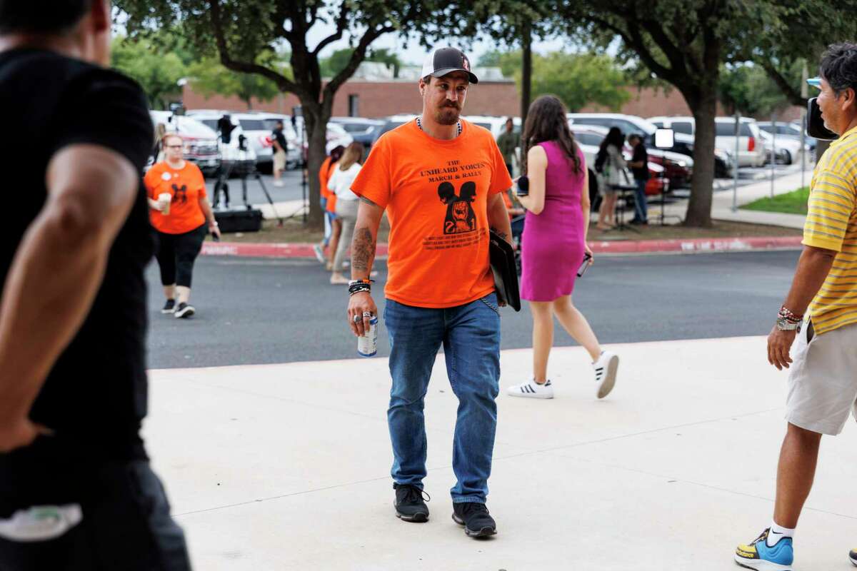 Uvalde school police chief a no-show at meeting that could end with his ...