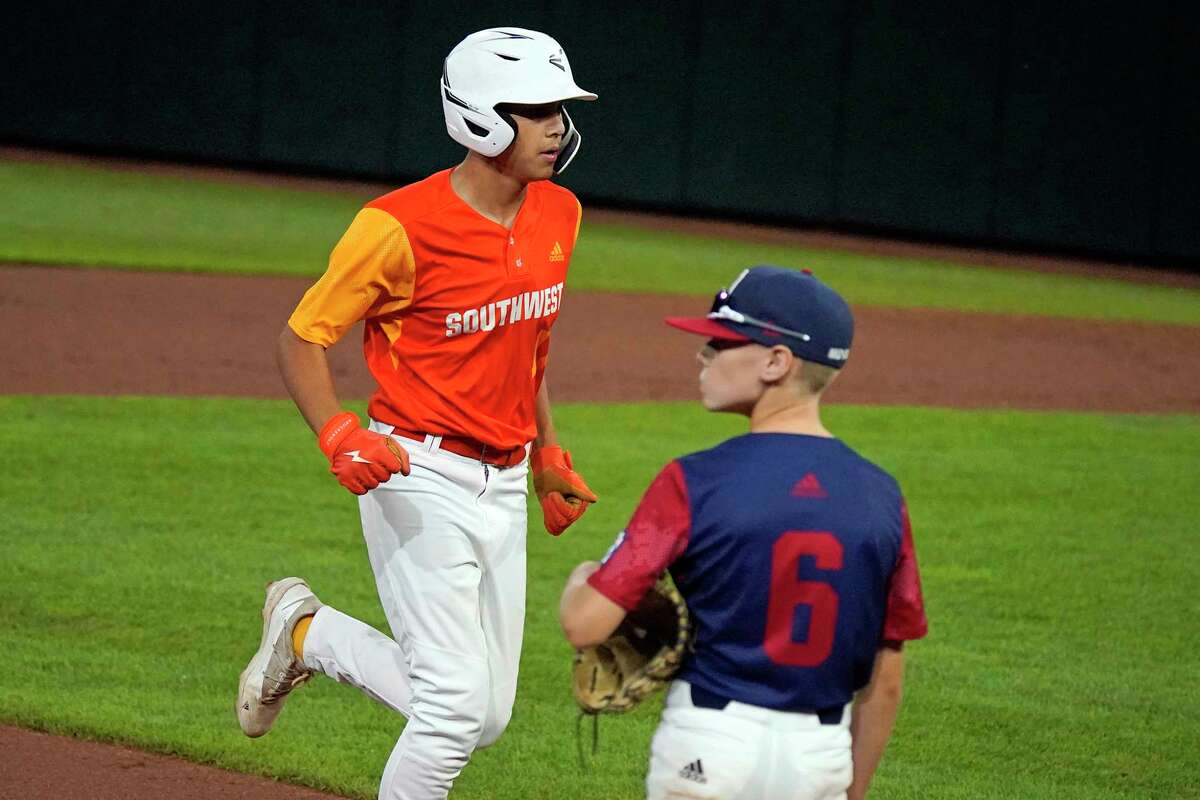 Little League World Series: Pearland tops Pennsylvania team, stays alive