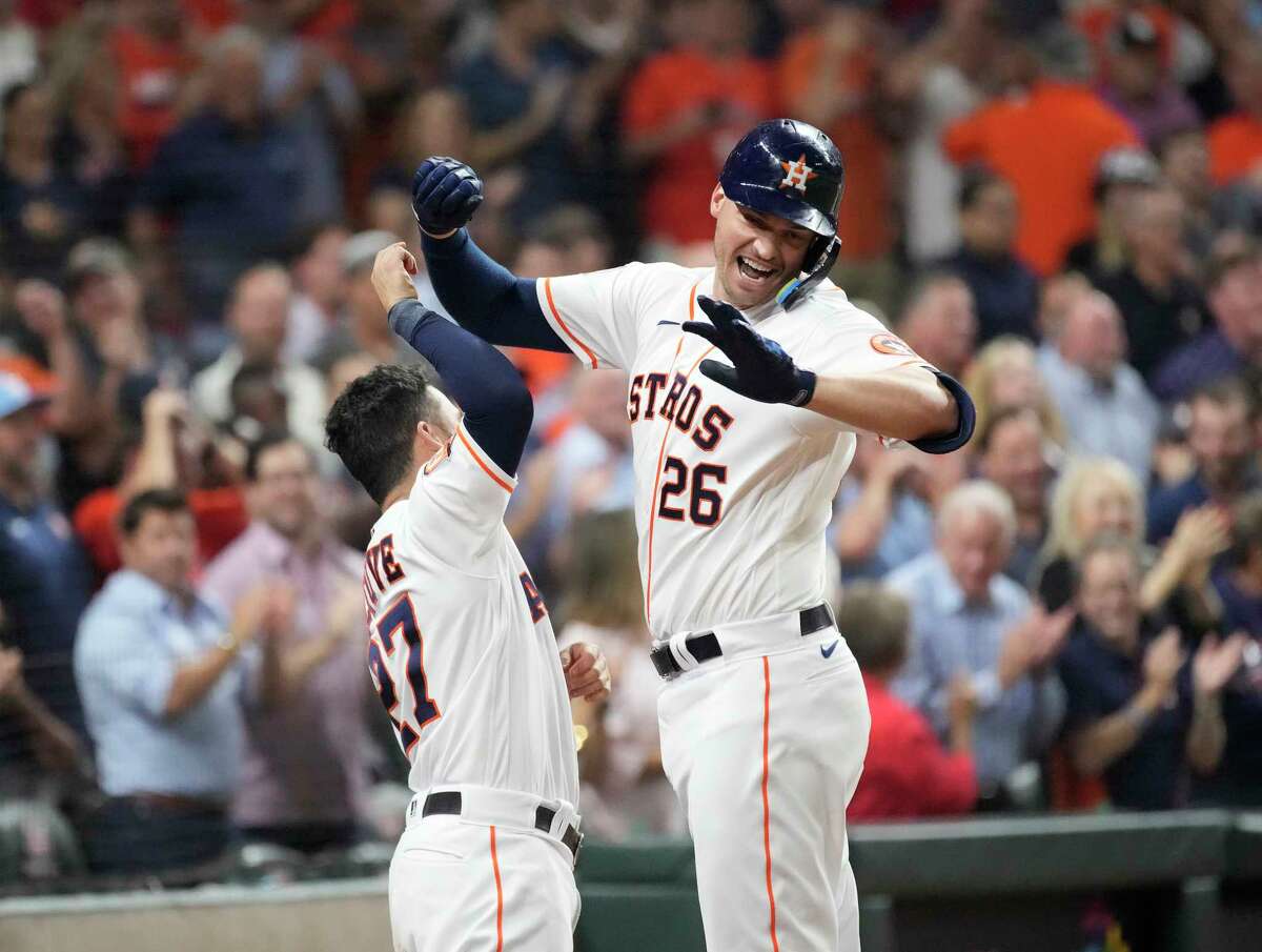 Houston Astros; Chas McCormick dislocates finger