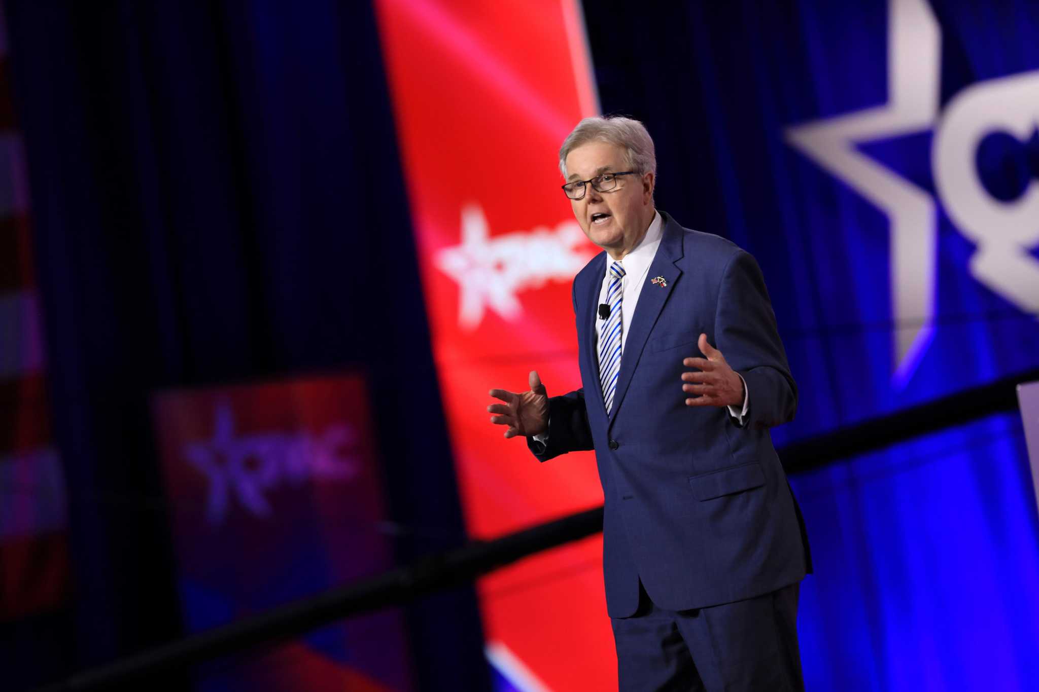 Lt. Gov. Dan Patrick launches 131-stop bus tour at the Alamo as Collier ...
