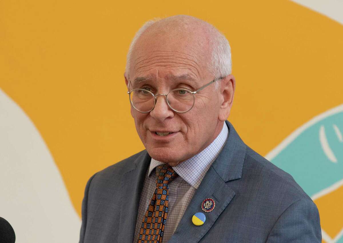 U.S Rep. Paul Tonko announces federal funding for fire departments