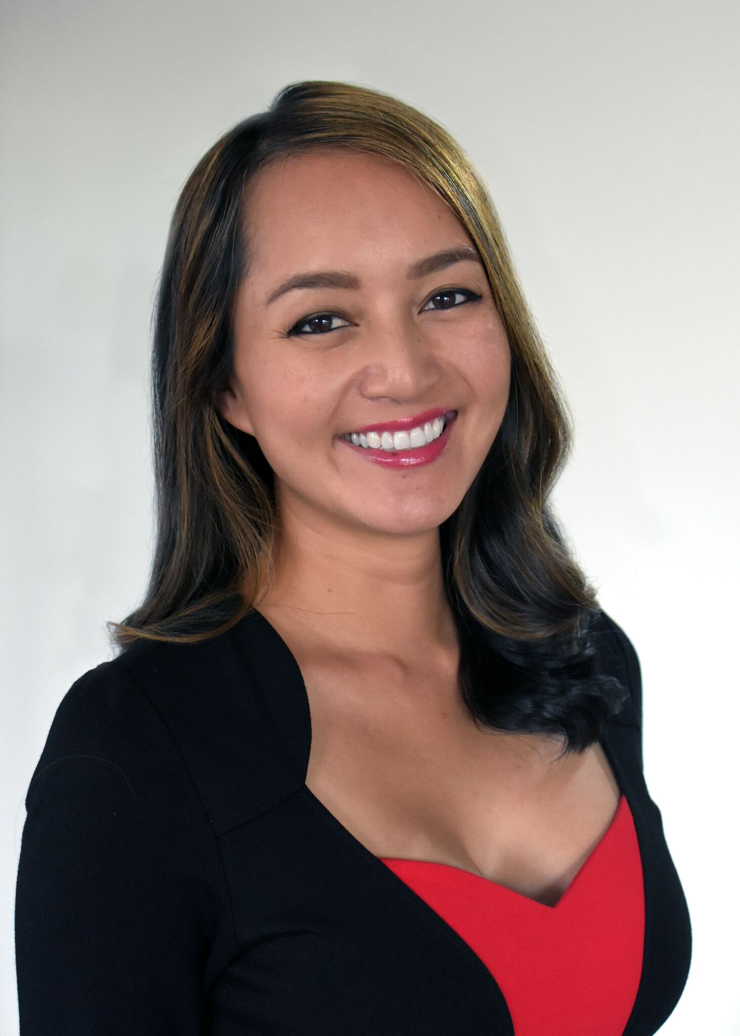 Michelle Apon, Newsroom Meteorologist - San Francisco Chronicle