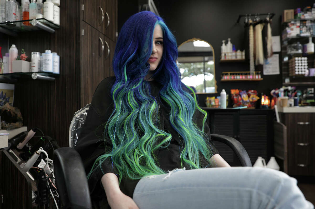 S.A. stylist and Instagram sensation creates $2,000 makeovers