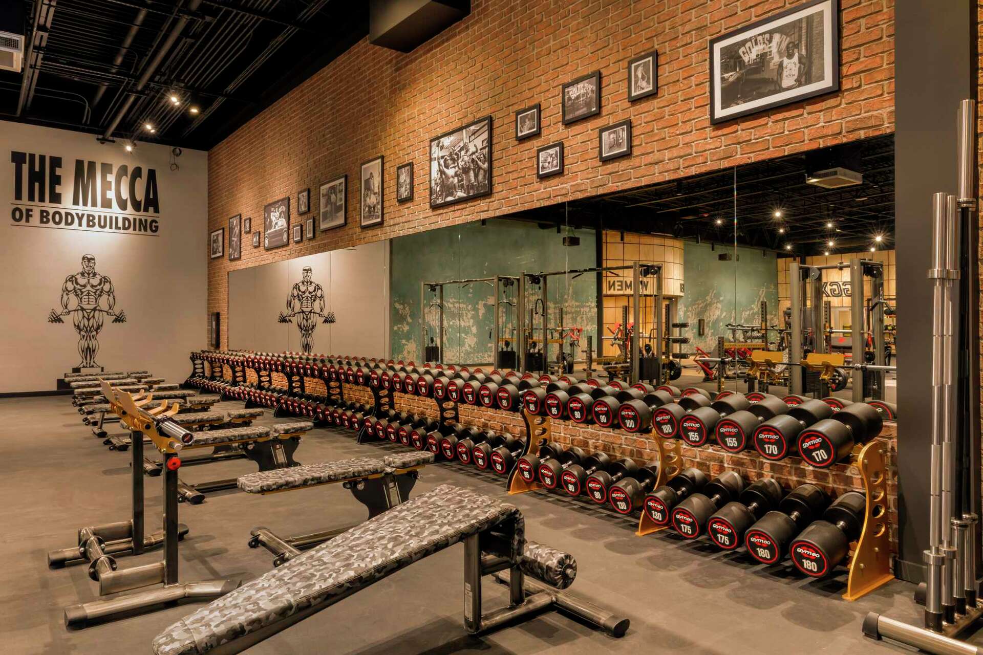 Gold s Gym returns to Houston with new look drawing on iconic gym s history