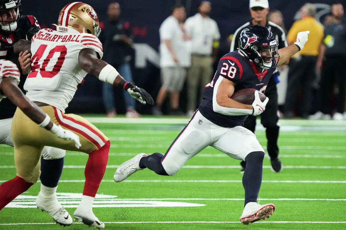 Houston Texans running back Dameon Pierce proving his worth