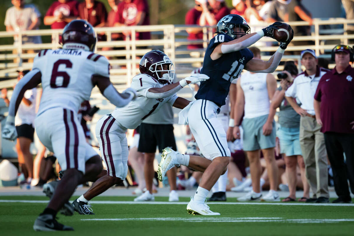 Cinco Ranch Cougars roll past College Park Cavaliers