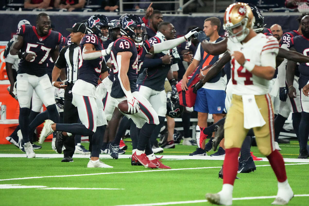 Houston Texans' Jerry Hughes, Kurt Hinish shine in preseason