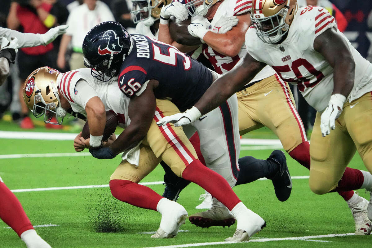 Houston Texans' Jerry Hughes, Kurt Hinish shine in preseason