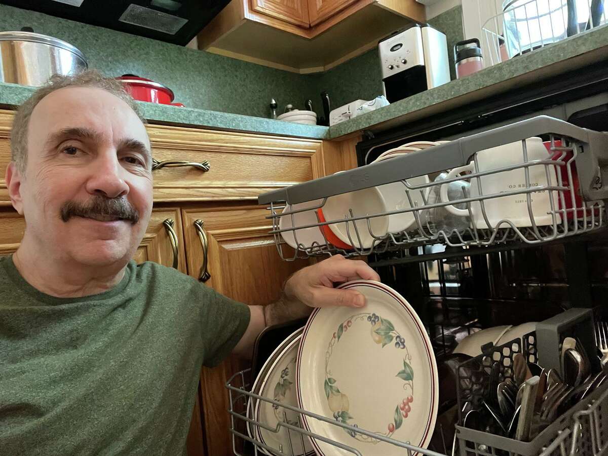 Jerry Zezima (opinion): Here’s the dish on dishwashers