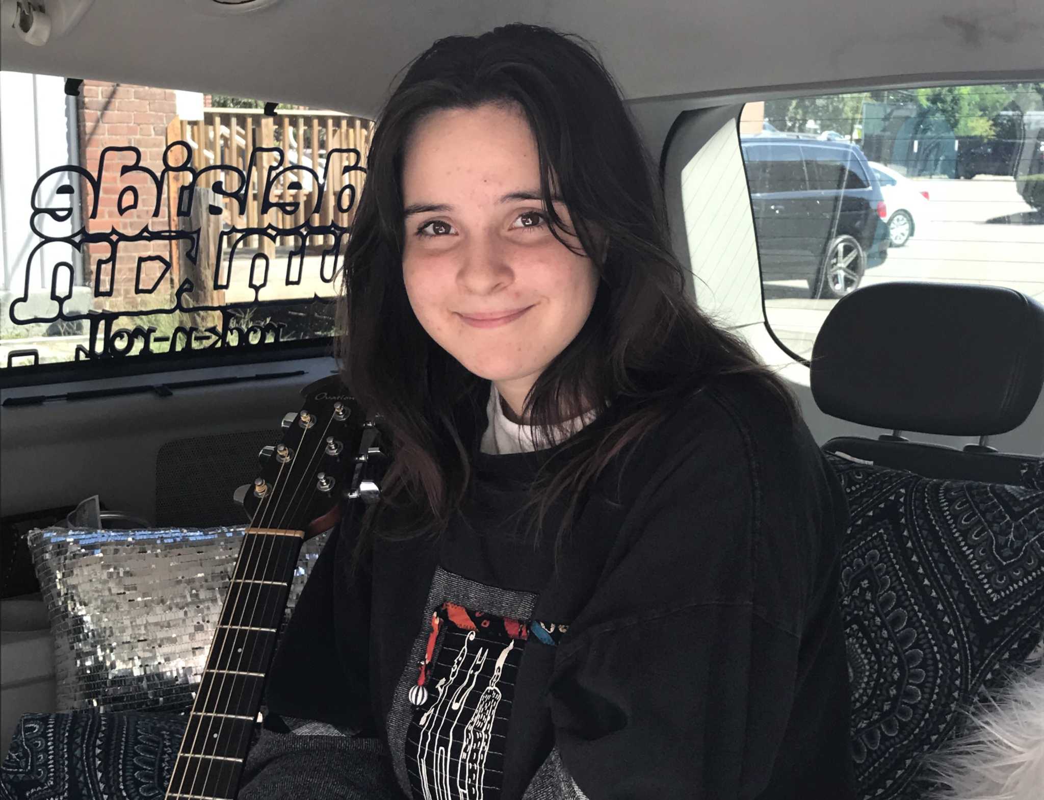 CT’s Adelaide Punkin sings, plays to benefit brain injury victims