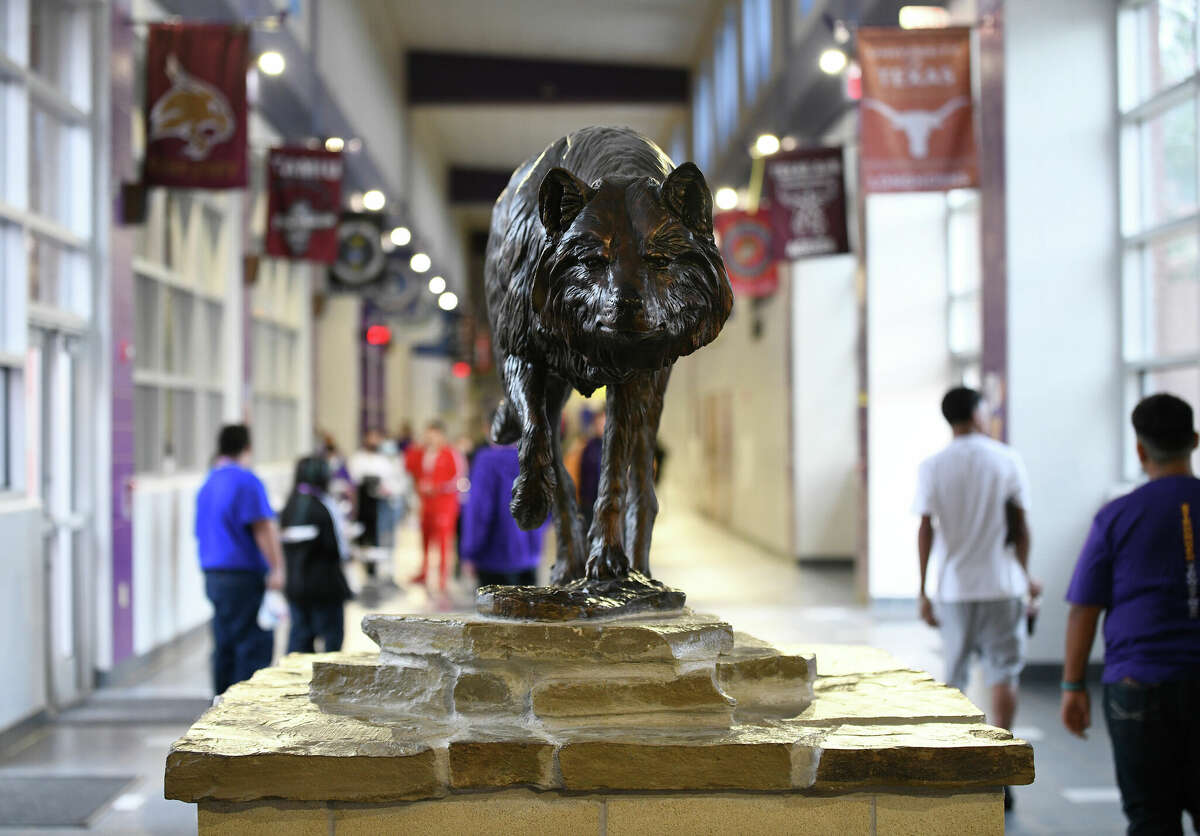 Fallen Laredo Marine remembered, honored at alma mater