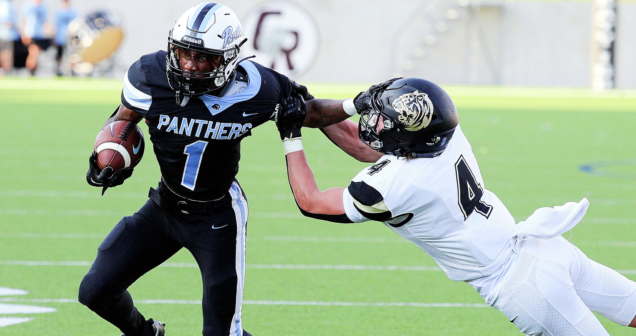 Paetow Panthers defeat Conroe Tigers to open Class 6A play