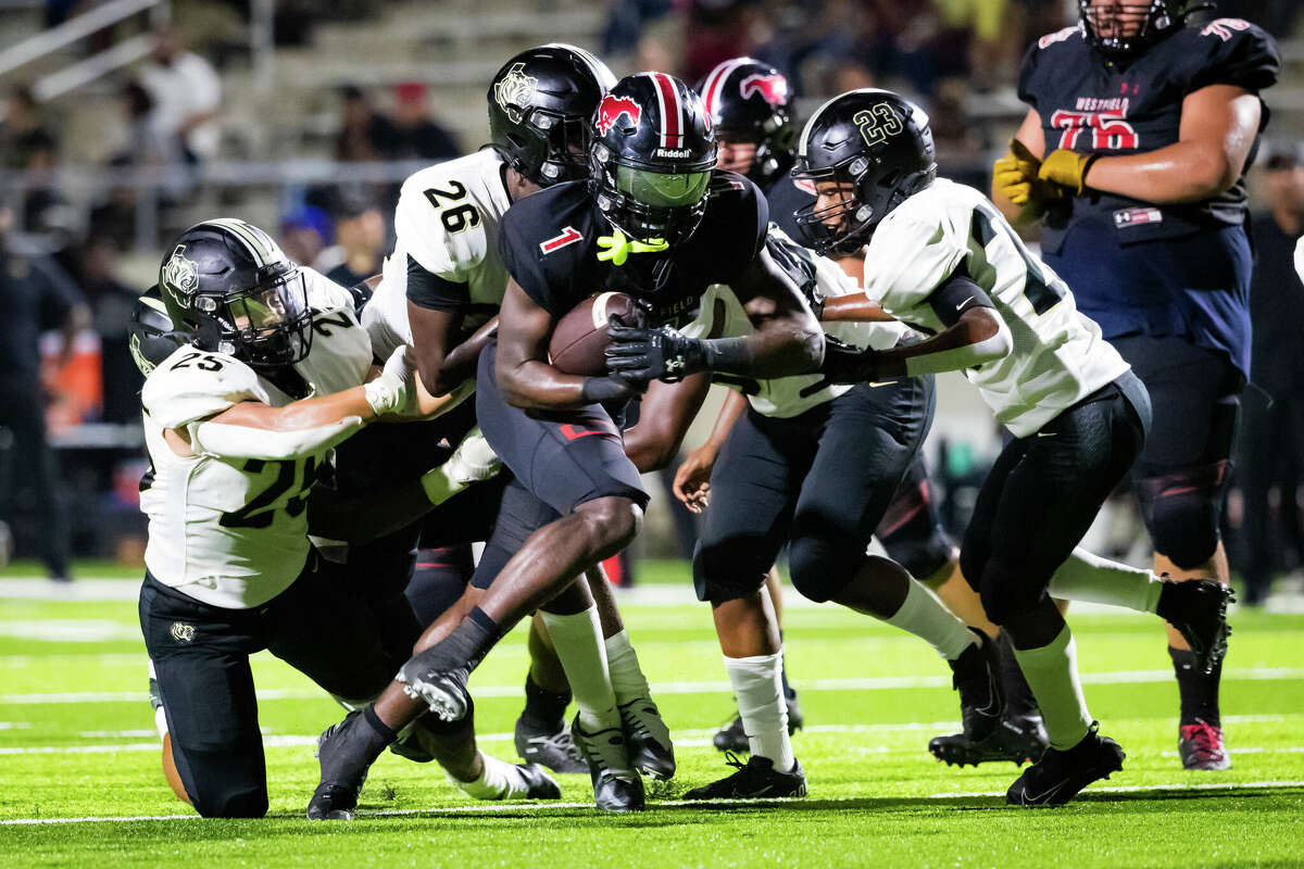 Westfield Mustangs routs Cypress Parks Tigers to open season