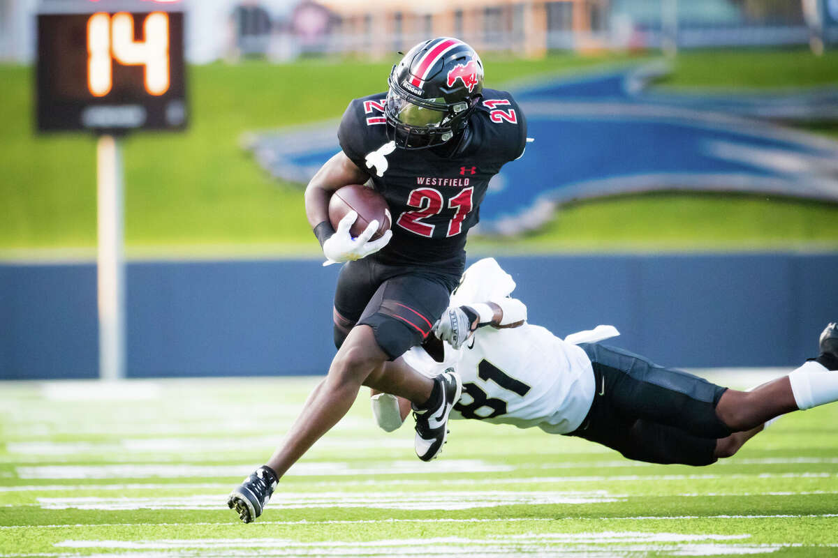 Westfield Mustangs routs Cypress Parks Tigers to open season