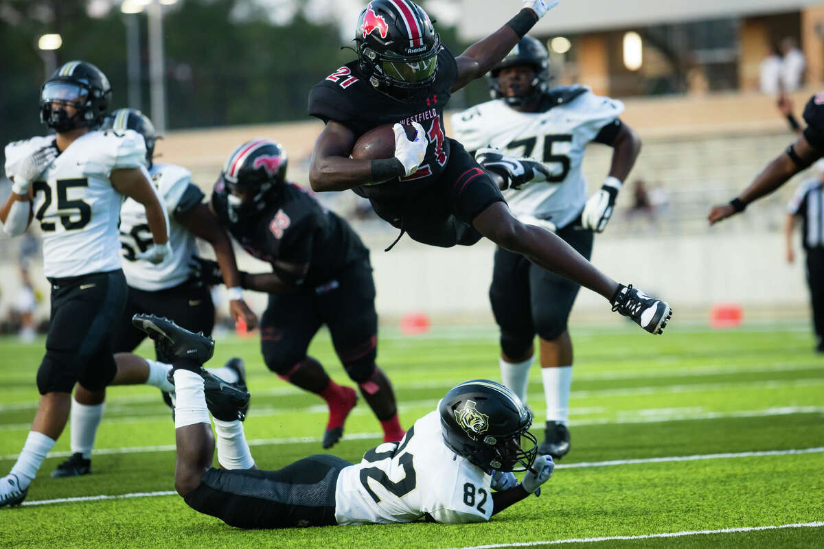 Westfield Mustangs routs Cypress Parks Tigers to open season