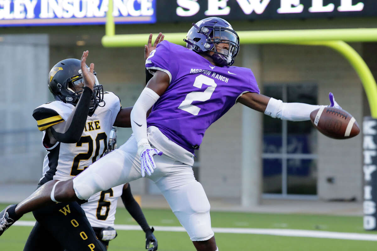 Morton Ranch Mavericks rally past Eisenhower Eagles