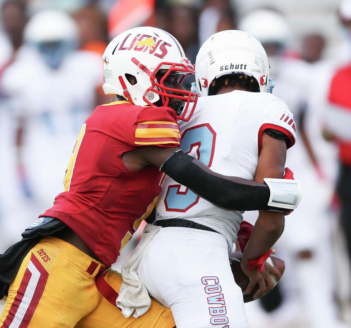 Dallas Carter Cowboys defeat Yates Lions in rivalry game