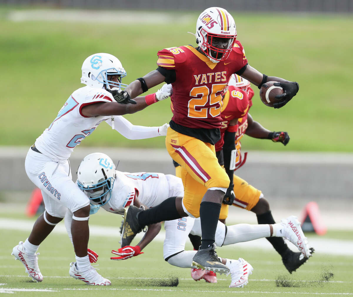 Dallas Carter Cowboys defeat Yates Lions in rivalry game